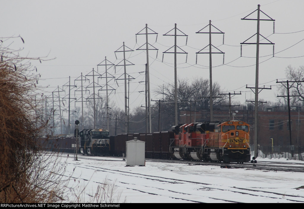 NS 7706 & BNSF!9931